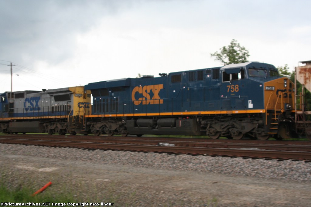 CSX 758